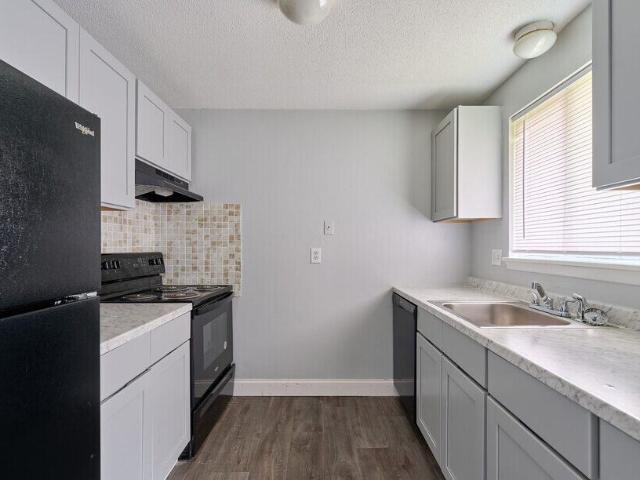 Grecian Gardens Apartments 1 Bedroom Apartment for Rent at 72 Grecian Gardens Drive, Rochester, NY 14626