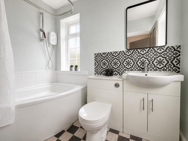 Grecian Street, Aylesbury HP20, Studio to rent, £1,050 pcm | PrimeLocation