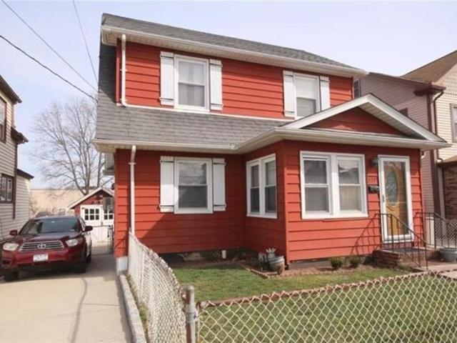 Greeley Ave, Staten Island, Home For Sale
