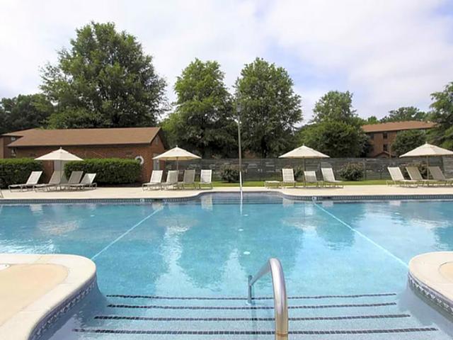 Green Tree Apartments 2 Bedroom Apartment for Rent at 749 Green Tree Cir, Chesapeake, VA 23320 Greenbrier West