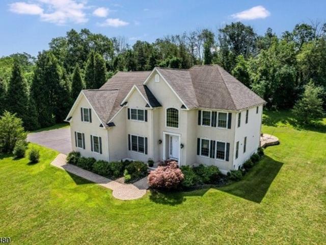 Green Tree Dr, Green Township, Home For Sale