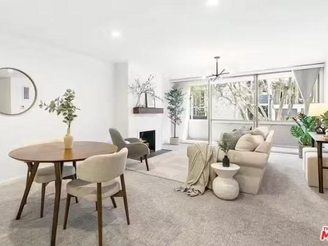 Green Valley Circle #206, Culver City, CA 90230