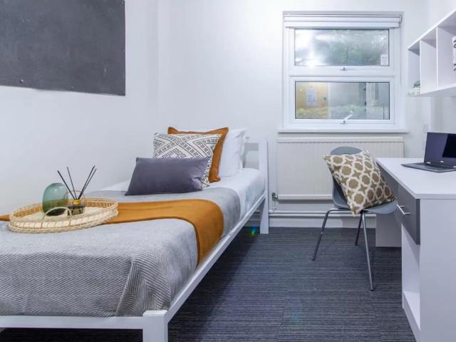 Green Wood Court, Southampton Student Accommodation | Amber