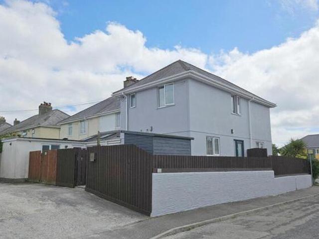 Green Close, Truro, 3 Bedroom End