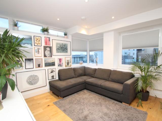 Green Dragon House, Croydon CR0, 2 bed flat to rent, £1,500 pcm | PrimeLocation