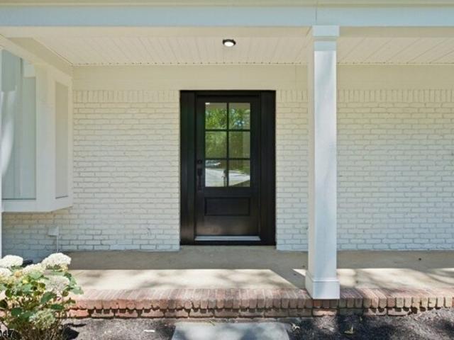 Green Hill Rd, Springfield, Home For Sale