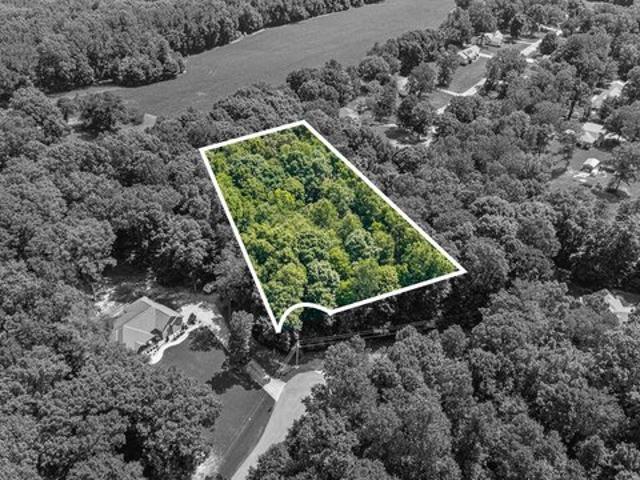 Green Hills Estates Dr Lot 9, Paris, TN 38242