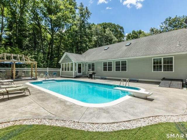Green Hollow Rd, Killingly, Home For Sale