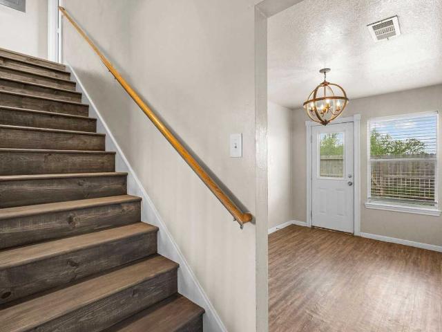 Green Isle Townhomes 2 Bedroom Apartment for Rent at 100 Green Isle Ave, Dickinson, TX 77539