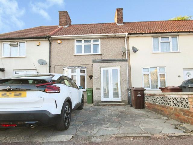 Green Lane, Dagenham RM8, 3 bed terraced house to rent, £2,300 pcm | PrimeLocation