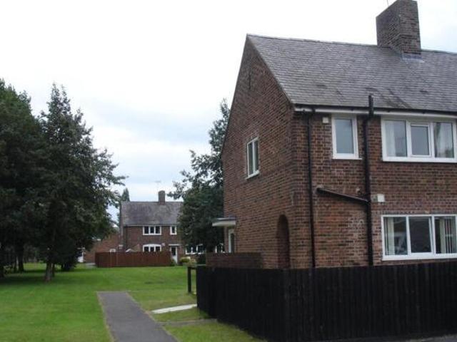 Green Lane, Deeside, 2 Bedroom End