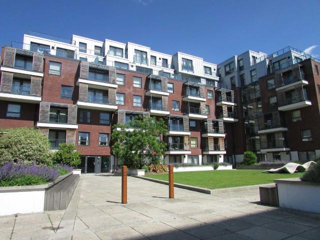 Green Lane, Edgware HA8, 1 bed flat to rent, £1,550 pcm | PrimeLocation