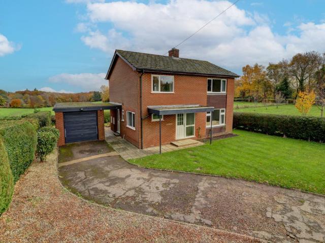Green Lane, Great Missenden HP16 4 bed detached house to rent £1,875 pcm £433 pw