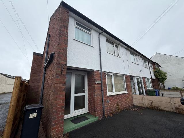 Green Lane, Halesowen B62, 3 bed property to rent, £1,250 pcm | PrimeLocation