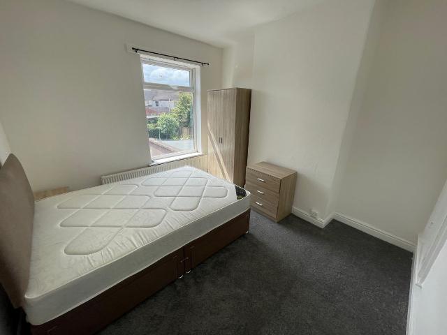 Green Lane, Halesowen B62, Room to rent, £475 pcm | PrimeLocation