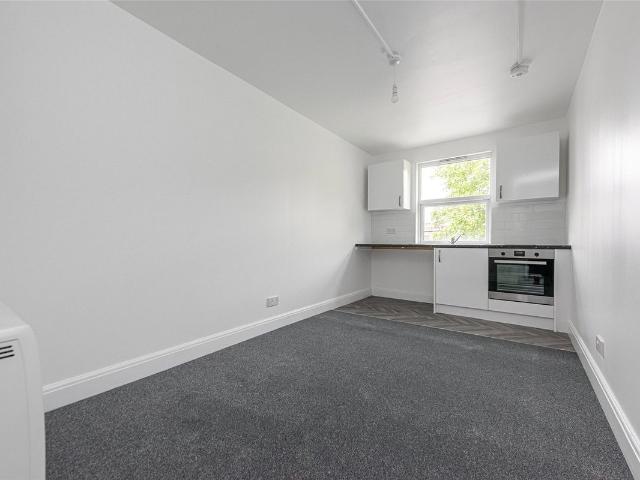 Green Lane, Harringay, London N4, Studio to rent, £1,000 pcm | PrimeLocation