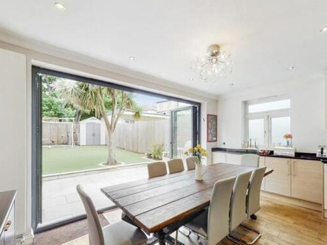 Green Lane, Hendon, 4 Bedroom House