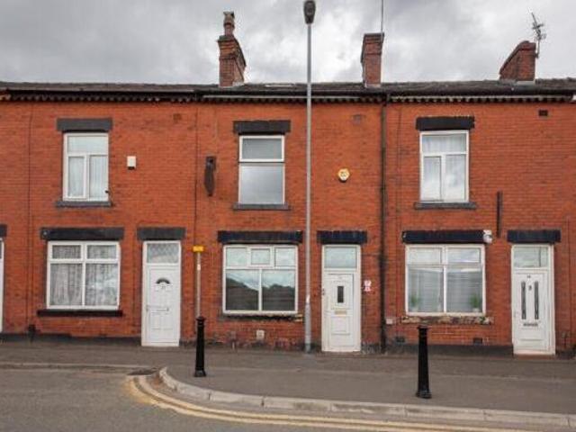 Green Lane, Heywood, 3 Bedroom Terraced