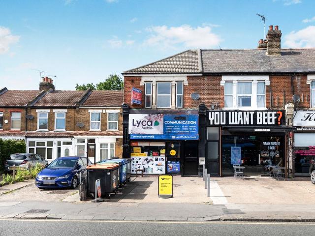 Green Lane, Ilford IG3, 2 bed flat to rent, £1,650 pcm | PrimeLocation