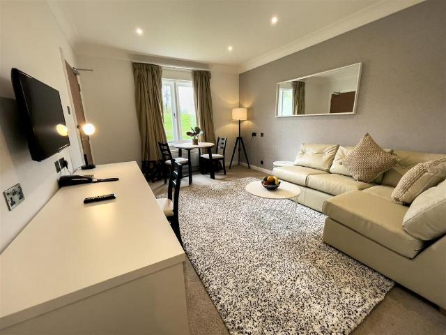 Green Lane, Lancaster LA1 1 bed private hall to rent £1,950 pcm £450 pw