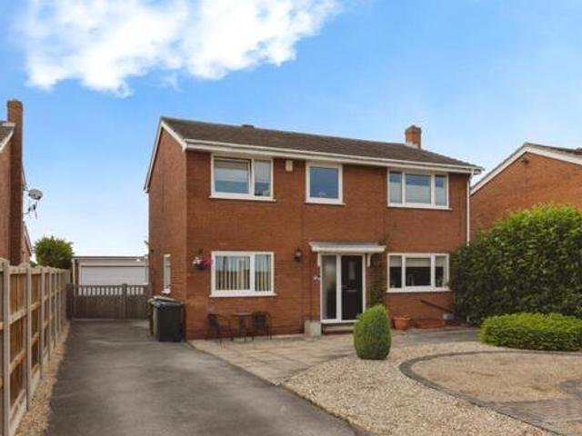 Green Lane, Lofthouse, 4 Bedroom Detached