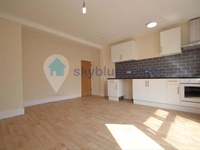 Green Lane Road, Leicester LE5, 1 bed flat to rent, £725 pcm | PrimeLocation