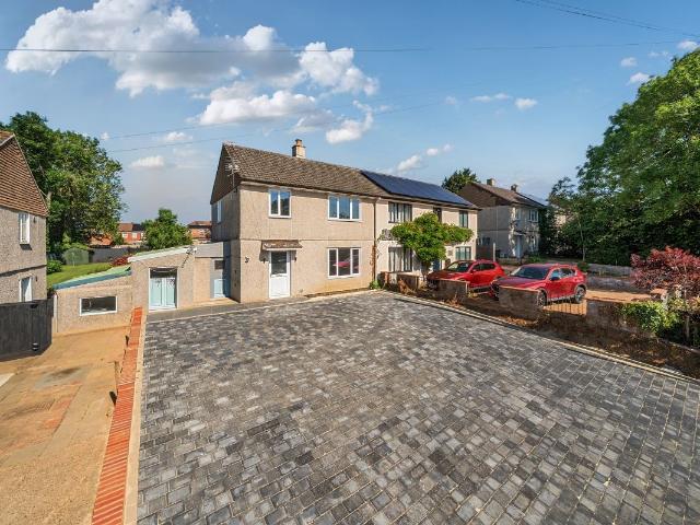 Green Lane, St.Albans AL3, 3 bed semi detached house to rent, £2,500 pcm | PrimeLocation
