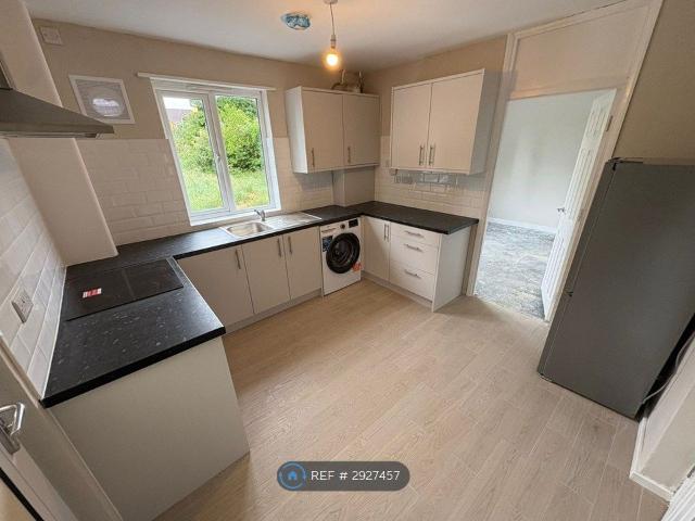 Green Lane, St. Albans AL3, 3 bed semi detached house to rent, £2,500 pcm | PrimeLocation