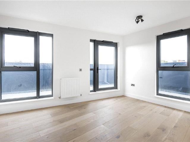 Green Lanes Walk, London, N4 1 bed apartment to rent £2,195 pcm £507 pw