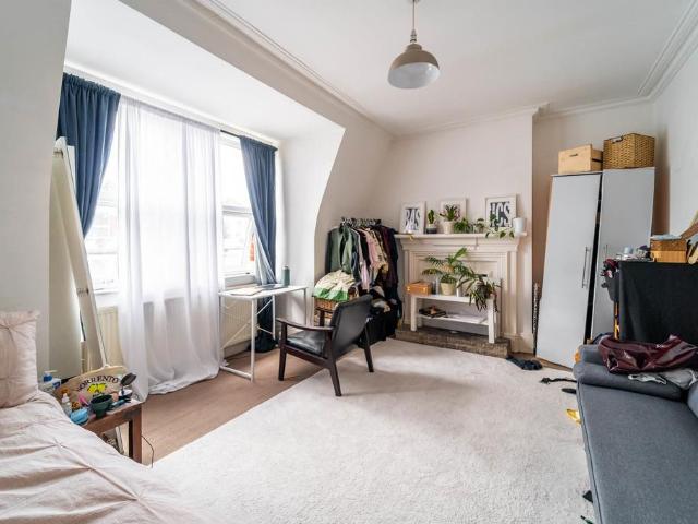 Green Lanes, Haringay, London 1 bed flat to rent £1,850 pcm £427 pw