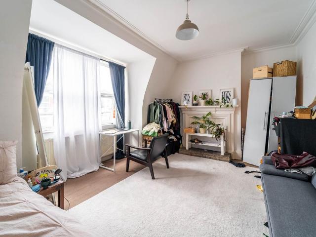 Green Lanes, Haringay, London N4, 1 bed flat to rent, £1,850 pcm | PrimeLocation