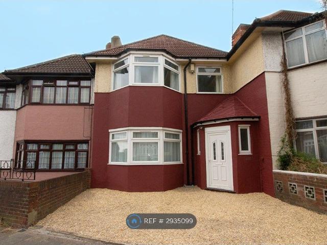 Green Lanes, London N13, 4 bed terraced house to rent, £2,750 pcm | PrimeLocation