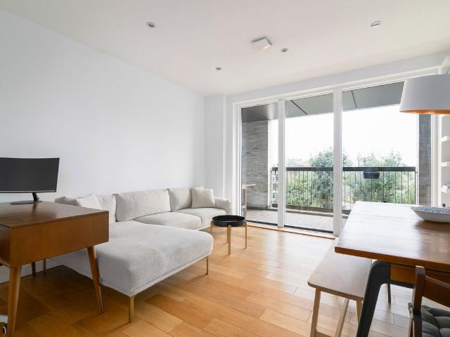 Green Lanes, London N4 1 bed flat to rent, £2,700 pcm | PrimeLocation