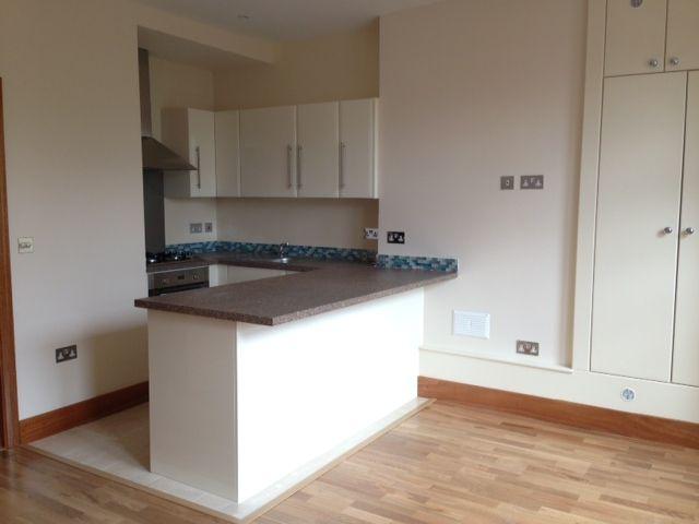 Green Lanes, London N8, 1 bed flat to rent, £1,600 pcm | PrimeLocation
