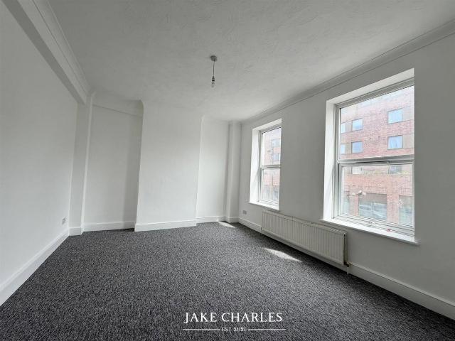 Green Lanes, London N8, 2 bed flat to rent, £1,800 pcm | PrimeLocation