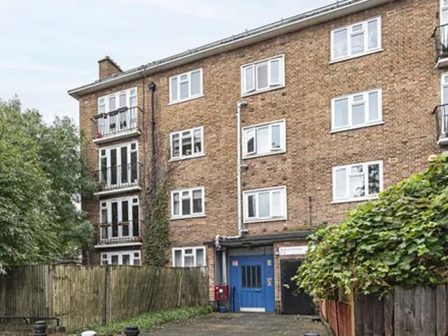 Green Lanes Methodist Church, 132a Green Lanes, London, N16 9BN, United Kingdom | 2 bed apartment for rent #166977477 | Rentberry
