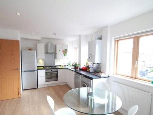 Green Lanes, Palmers Green, 1 Bedroom Apartment