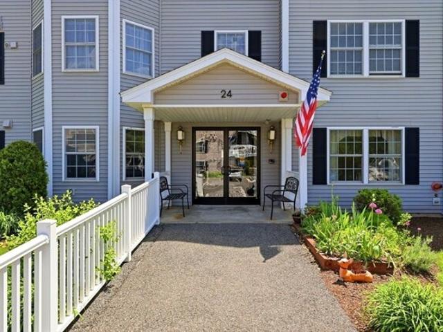 Green Leaves Dr Unit,amherst, Condo For Sale