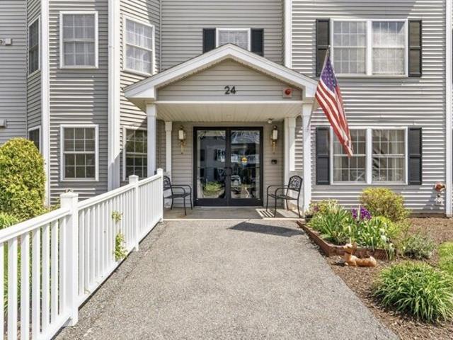 Green Leaves Dr Unit,amherst, Condo For Sale