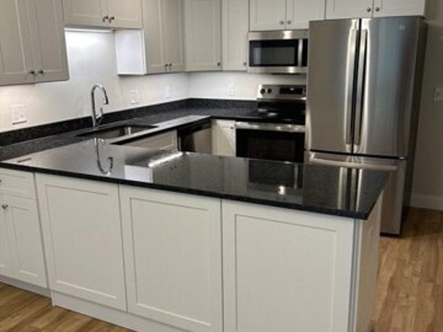 Green Leaves Dr Unit,amherst, Condo For Sale
