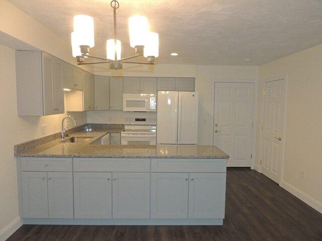 Green Leaves Dr Unit,amherst, Condo For Sale