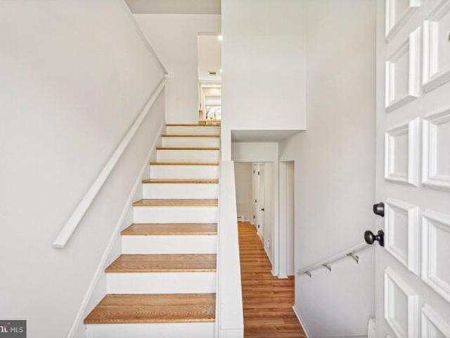 Green Ln, Ewing, Home For Sale