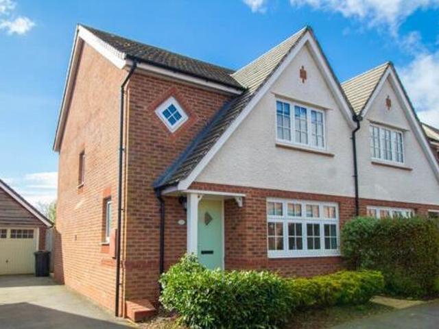 Green Meadow Rise, Penymynydd, 3 Bedroom Semi detached