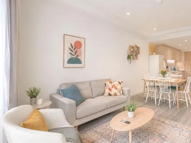Green Motion, 10 Praed Street, London, W2 1NJ, United Kingdom | 2 bed house for rent #123384915 | Rentberry