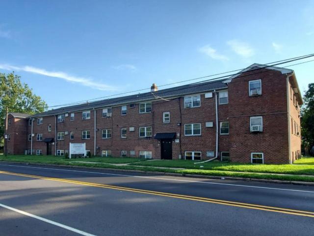 Green Park Apartments 1 Bedroom Apartment for Rent at 1300 Green Ln, Bristol, PA 19007