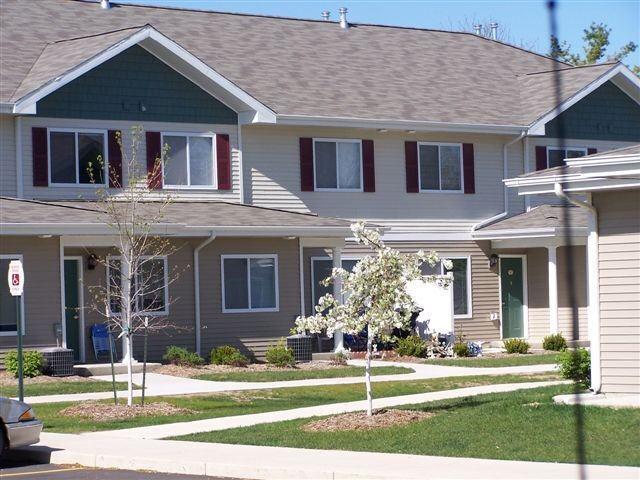 Green Park 3 Bedroom Apartment for Rent at 400 Green Park Dr, Mason, MI 48854