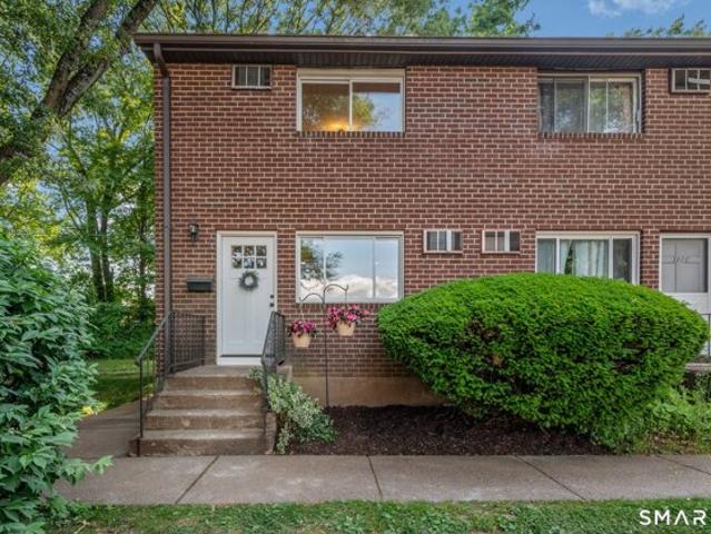 Green Rd Apt D, Manchester, Home For Sale