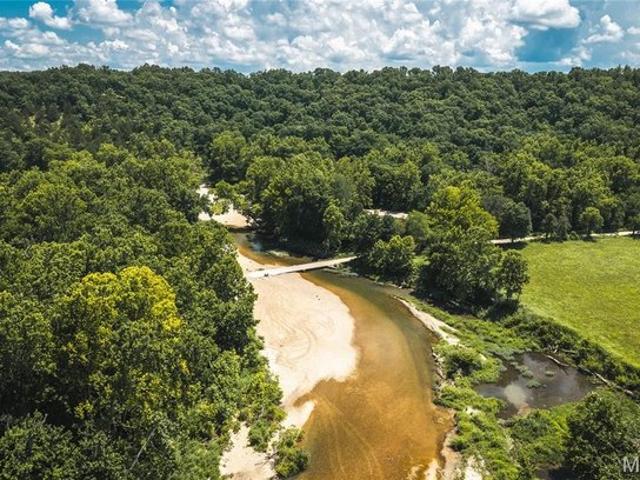 Green Ridge Dr, Climax Springs, MO 65324