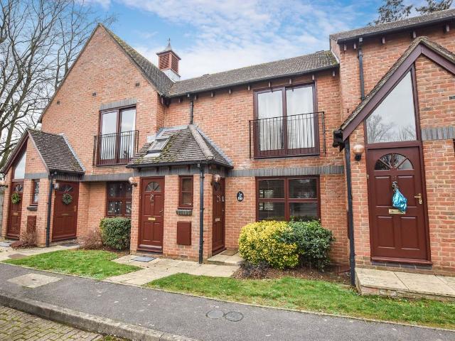 Green Ridges, Headington OX3, 1 bed flat to rent, £1,200 pcm | PrimeLocation
