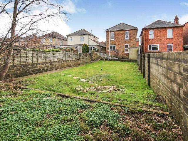 Green Road, Bournemouth BH9, 4 bed property to rent, £1,900 pcm | PrimeLocation